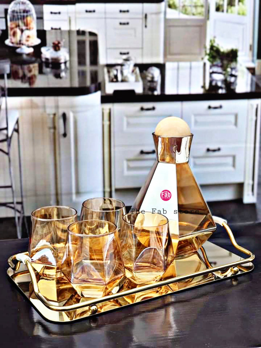 Geometrical gold water set with serving tray – The Fab Store