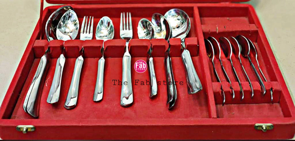 Stainless steel cutlery set with red velvet box – The Fab Store